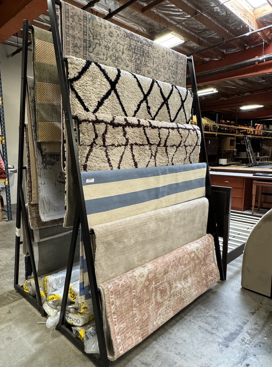 Hotel Surplus: Maxwell Knit Rug - Blush - 5' x 7'