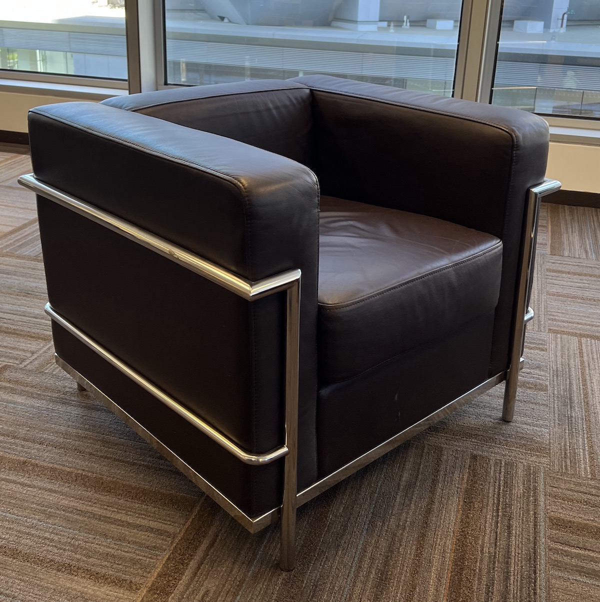 Le Corbusier Sofa | Baci Living Room